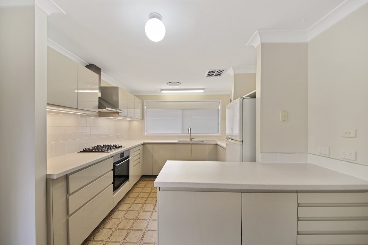 10 Taplin Place CAMDEN SOUTH, NSW 2570 | My Property Consultants